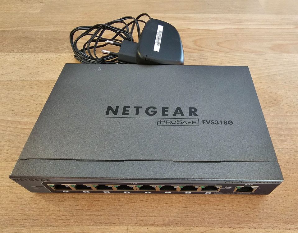 Switch réseau 8 ports / Pare-feu et VPN - Netgear FVS318G (Gebraucht ...