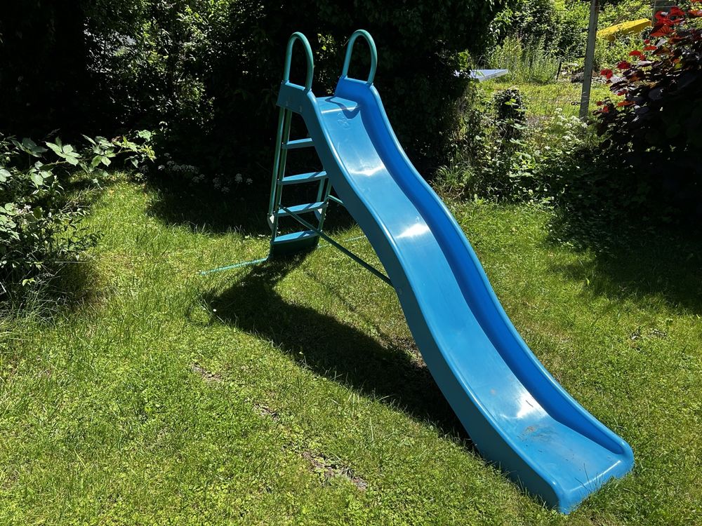 Rutschbahn Starplast Wavy mit Wasserspiel (Gebraucht) in Gümligen für ...