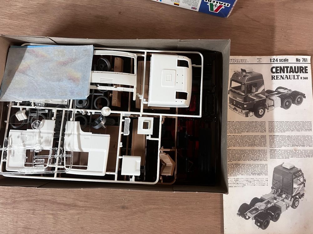 Renault Trucks R360 Modellbausatz (Neu und originalverpackt) in ...