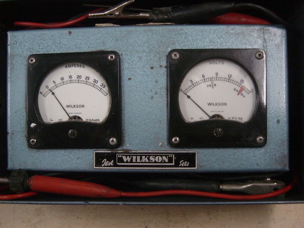Messgerät von Wilkson für Ampere + Volt / Auto, Fahrzuge (Gebraucht) in ...
