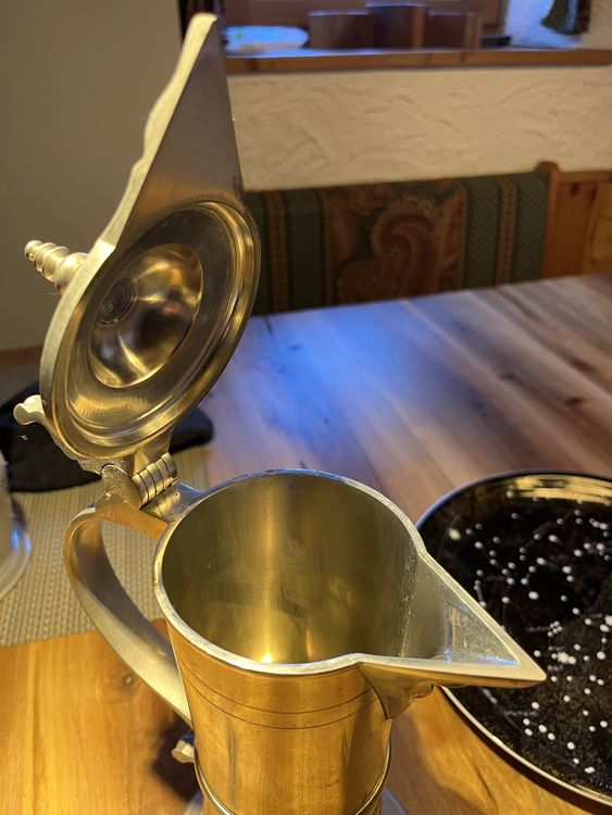 Luzerner Zinnkrug Weinkanne (Gebraucht) in Luzern für CHF 33 – mit Lieferung auf Ricardo kaufen