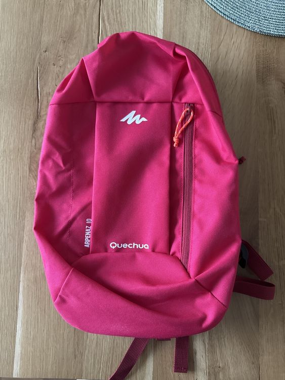 Mini backback Quechua 10 Liters. Just used once (Neu (gemäss Beschreibung)) in Zürich für CHF 5 ...