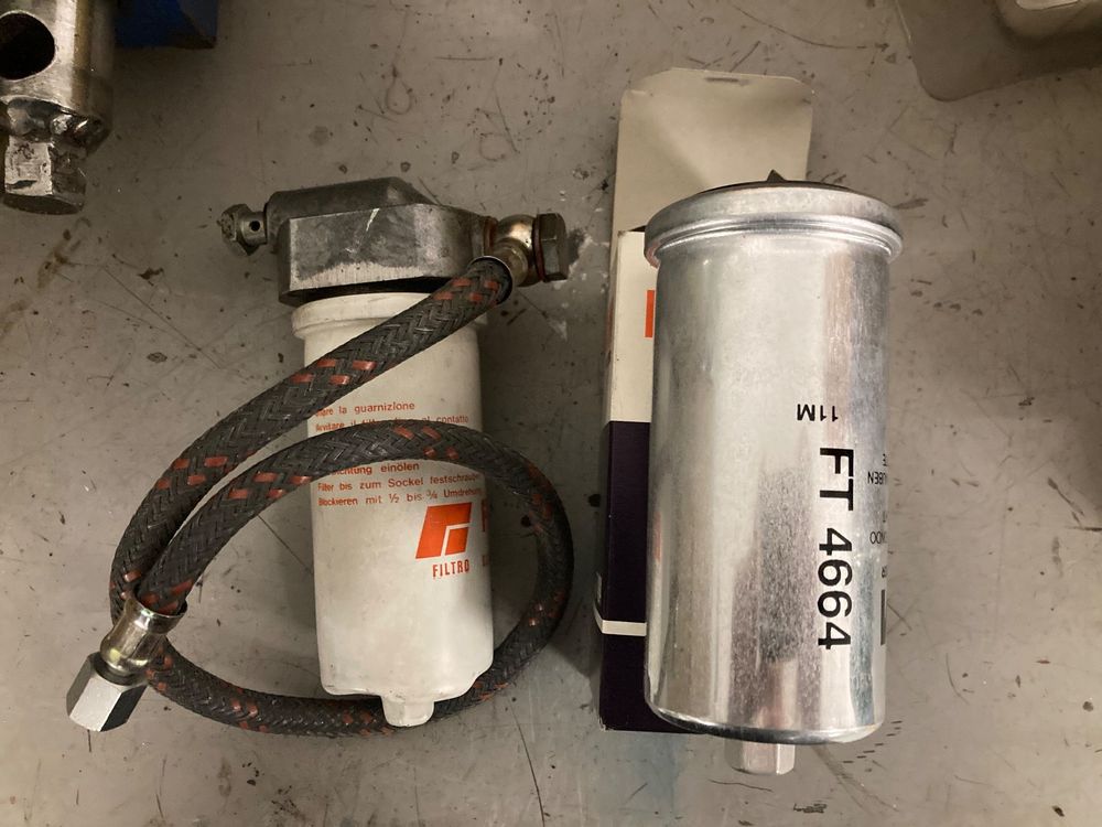 Condor A 350 Motoröl Filter und neue Ersatzfilter. (Usato) a Roveredo ...