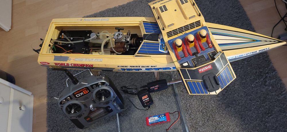 Kyosho Jet stream mit verbrenner und zubehör (Gebraucht) in ...