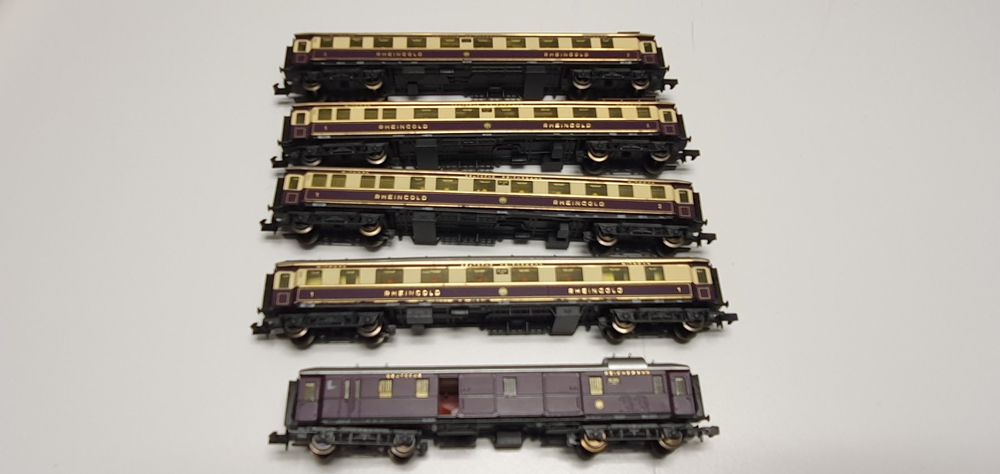 Arnold 0142 DRG RHEINGOLD Wagenset mit Bel. in Holzbox | Kaufen auf Ricardo
