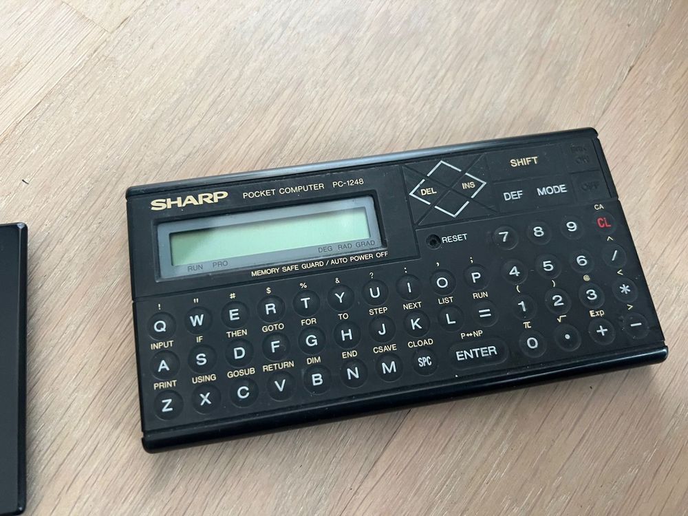 Sharp PC-1248 Pocket Computer bzw. Taschenrechner (Defekt) in Zürich für CHF 11 – mit Lieferung ...