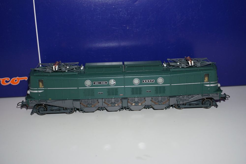 Roco 62472 - SNCF 2D2 9109 Elektrolok H0/DC (Defekt) in Matten b ...