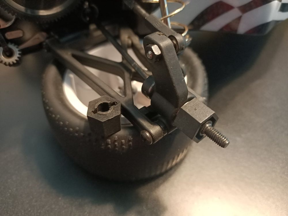 Thunder Tiger Phoenix XB als Roller, 1/10 2WD Racing Buggy (Gebraucht ...