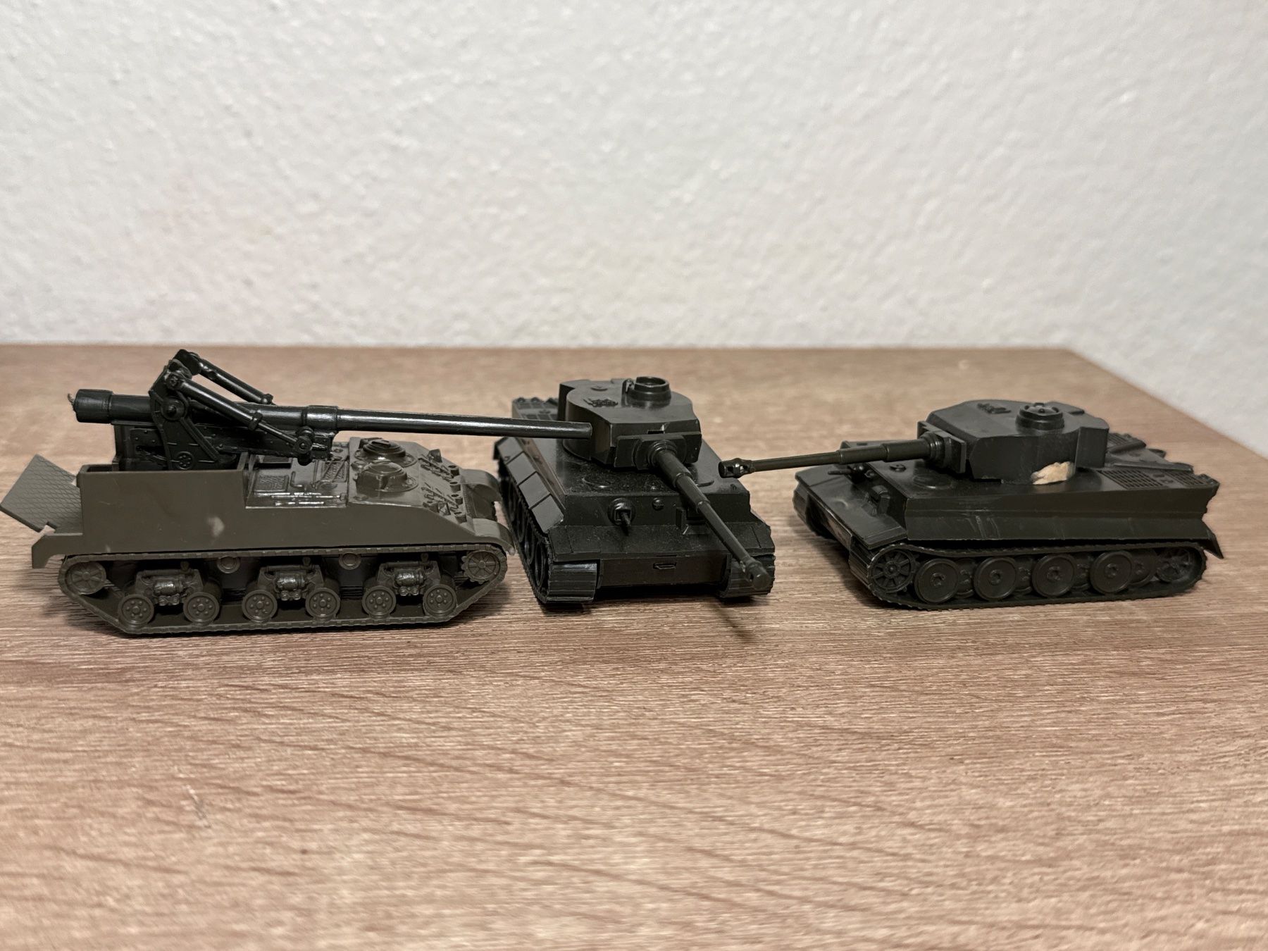 3x Roco Minitanks (19) (D'occasion) à St-Aubin-Sauges pour CHF 9 – avec ...