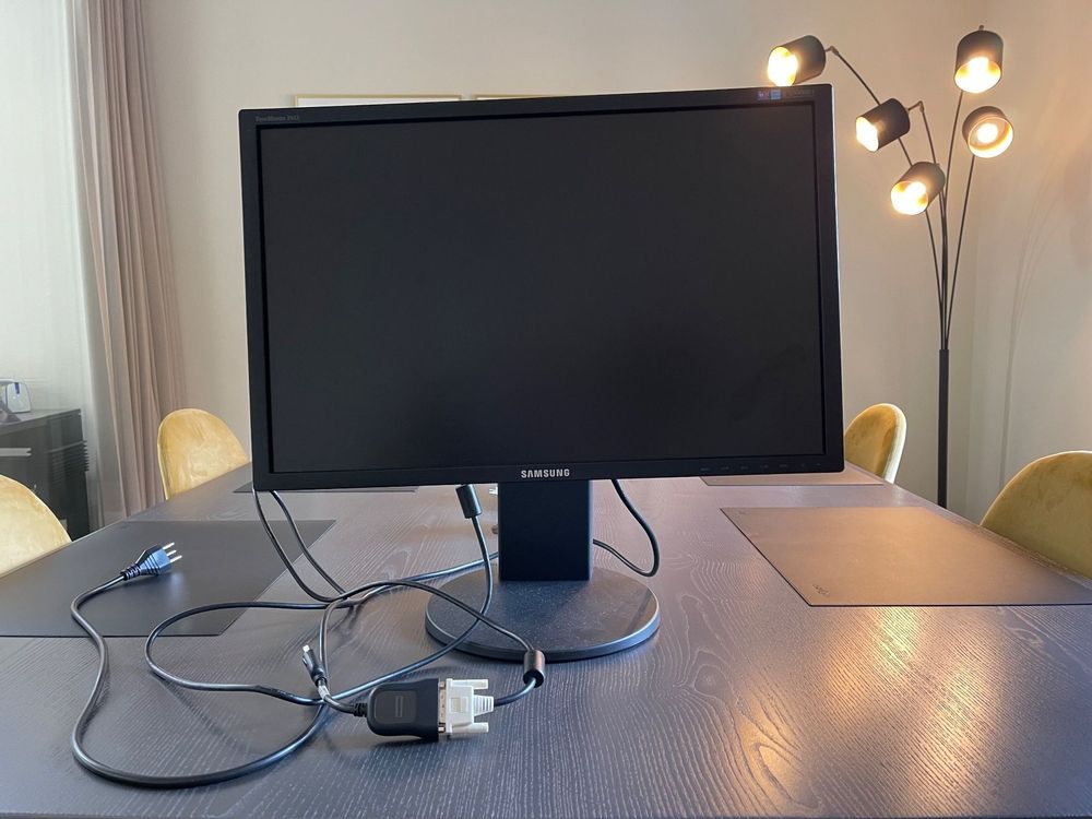Samsung Syncmaster 2443 Monitor/Bildschirm (Gebraucht) in Rehetobel für ...