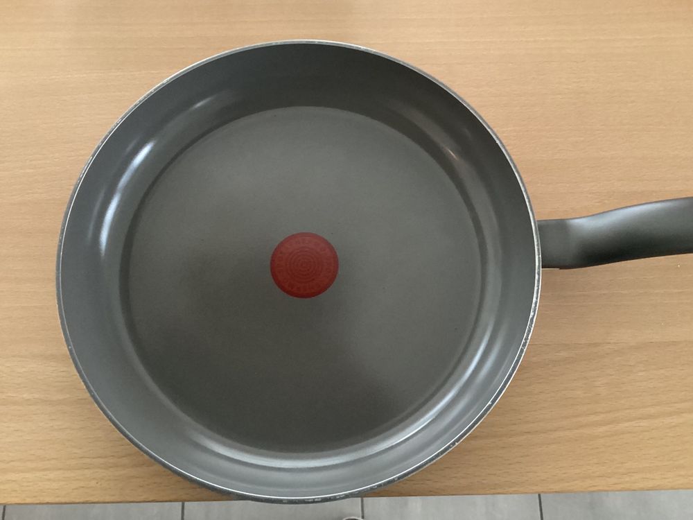 Bratpfanne Tefal | Kaufen auf Ricardo Bratpfanne Tefal | Kaufen auf Ricardo