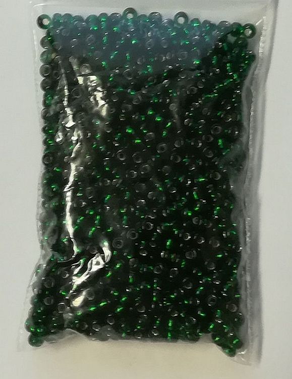 Rocailleperlen Grün mit Silbereinzug 2,6 mm (Neu und originalverpackt) in Gunzwil für CHF 2 ...