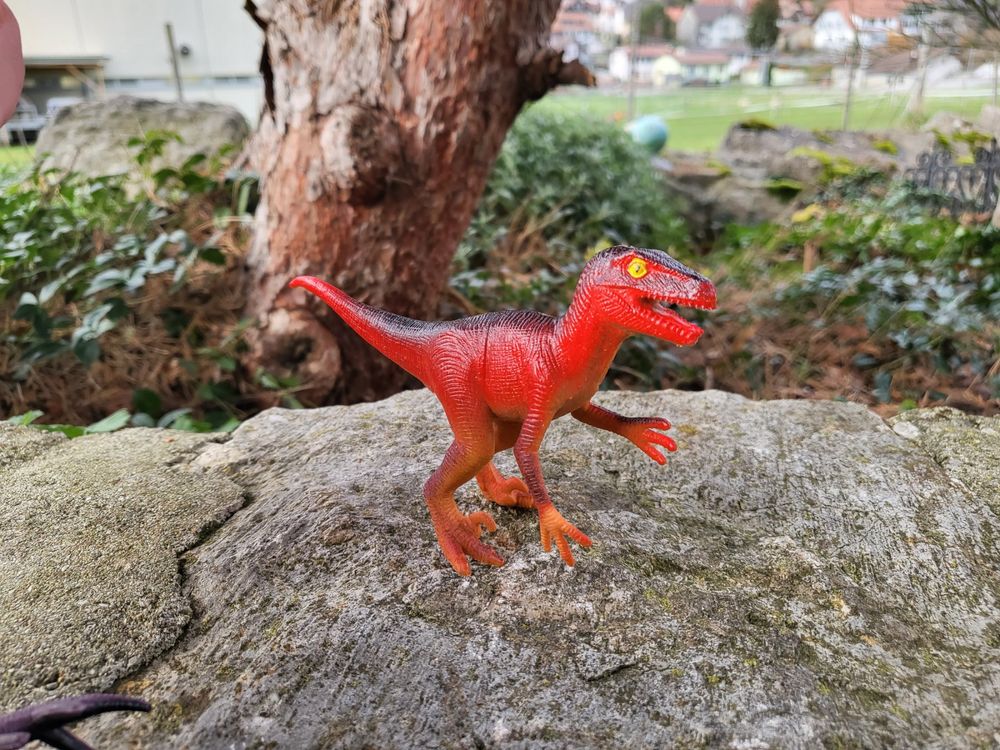 Dino Spielfigur Raptor rot, Tierfigur | Kaufen auf Ricardo