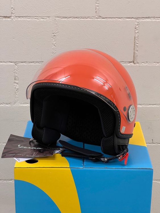 Vespa Helm VISOR 2.0 Korall 889A (Neu und originalverpackt) in Hochdorf ...