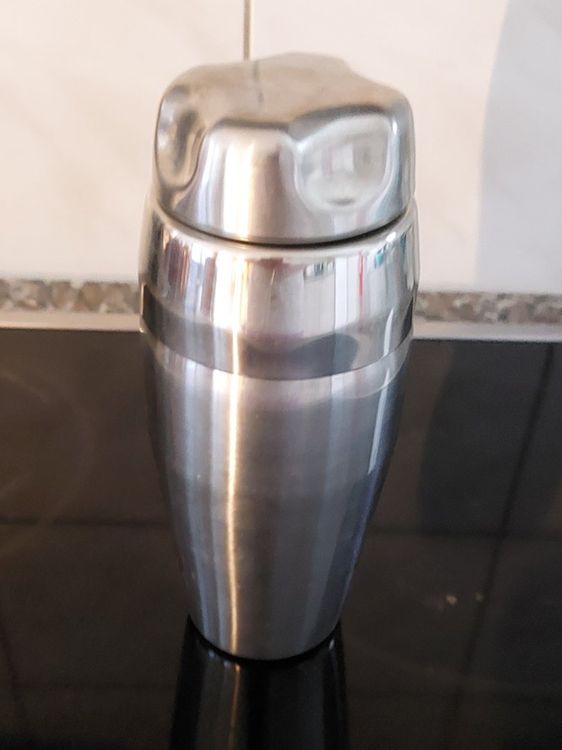 Cocktail Shaker aus Inox - Barzubehör für den Sommer (Gebraucht) in Samstagern für CHF 6 – mit ...