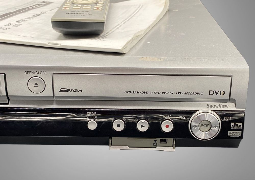 Panasonic DMR-ES35VS DVD Recorder / VCR Combo télécommande | Kaufen auf Ricardo
