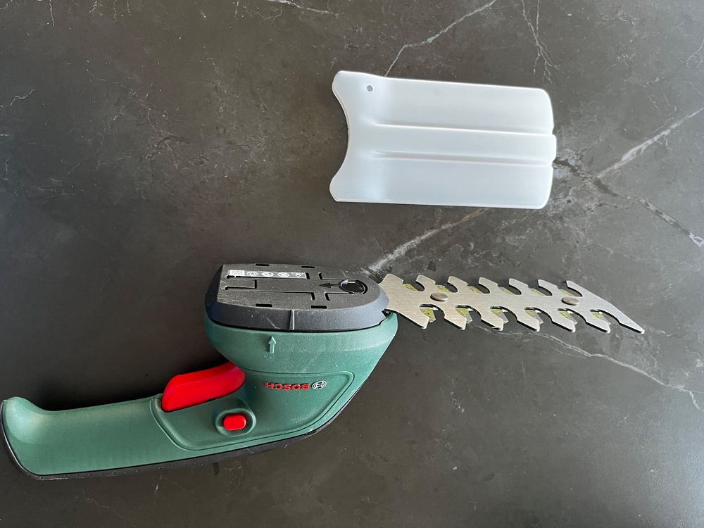 Gardena AccuCut Li Heckenschere | Kaufen auf Ricardo