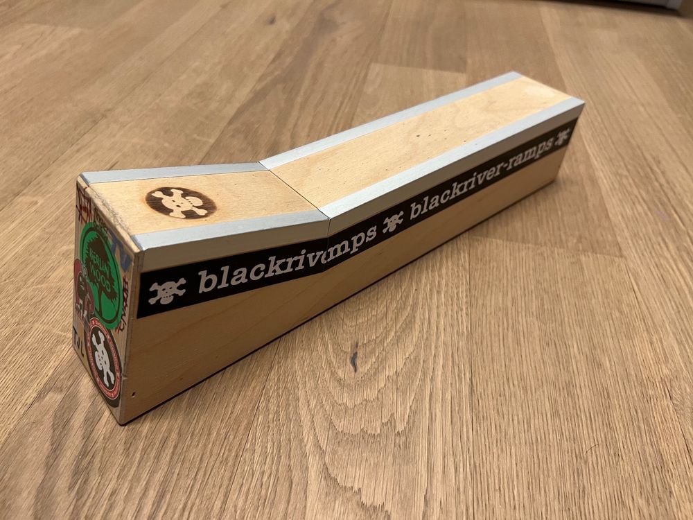 Blackriver ramps kink Ledge fingerboard Rampe (Gebraucht) in für CHF 15 ...