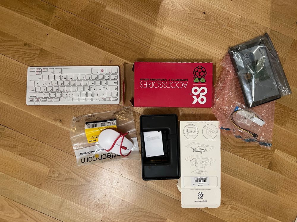 Raspberry Pi 400 FR Layout Starter Kit (Neu (gemäss Beschreibung)) in ...