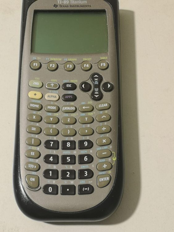 TI-89 Titanium Texas Instruments. (Gebraucht) in Bern für CHF 10 – mit ...
