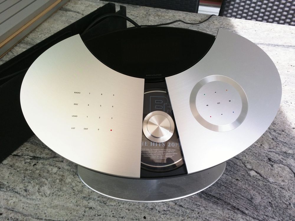 Bang & Olufsen CD-Player BeoCenter 2 (Defekt) in Hinwil für CHF 180 – nur Abholung auf Ricardo ...