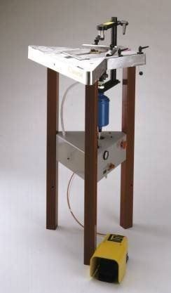 Cassese CS89 - Rahmenheftmaschine pneum. (Gebraucht) in für CHF 1800 ...