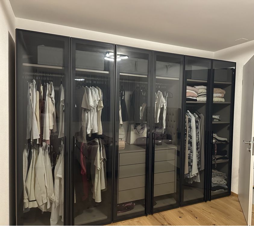 Livique Kleiderschrank (Neu (gemäss Beschreibung)) in Kaisten für CHF ...