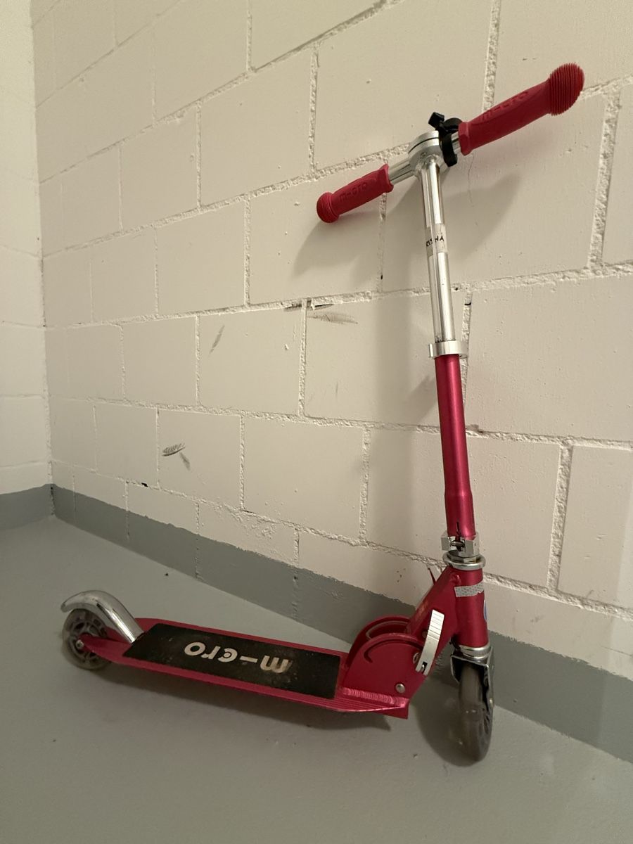 Micro Scooter Pink - Top Zustand! (Gebraucht) in Oftringen für CHF 40 ...