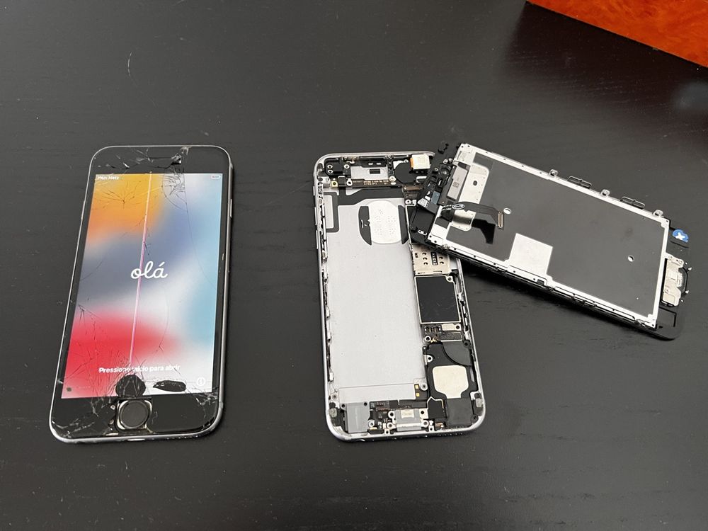 2 x iPhones Defekt | Kaufen auf Ricardo