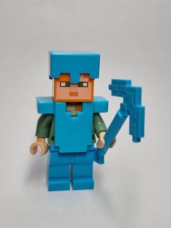 LEGO Minecraft min051 Alex - Medium Azure Helmet and Armor (Gebraucht ...