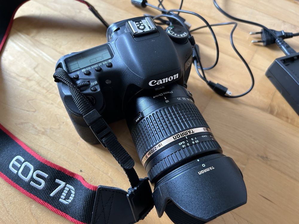 Canon 7d mit Zubehör (Gebraucht) in Bachs für CHF 165 – mit Lieferung auf Ricardo kaufen