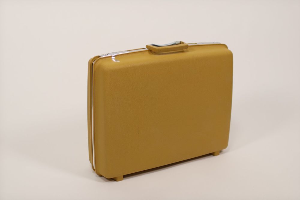 1960s Mustard Yellow SAMSONITE Suitcase (Gebraucht) in Hombrechtikon ...