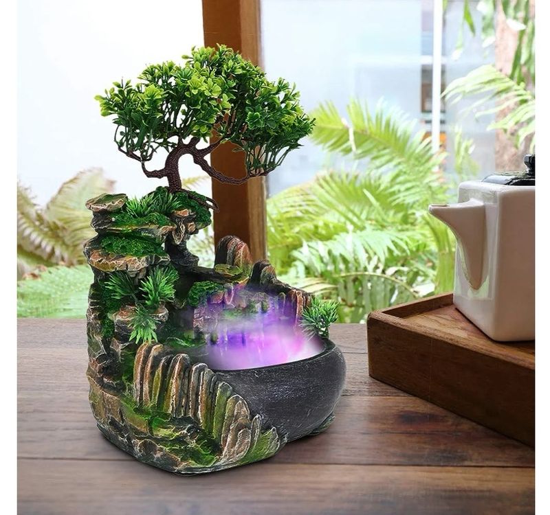 Zimmerbrunnen Tisch Brunnen mit LED Nebel Wasserfall (Gebraucht) in St ...