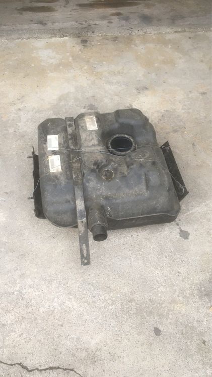 Réservoir Land Rover Defender TD4 110 / Dieseltank (Gebraucht) in ...