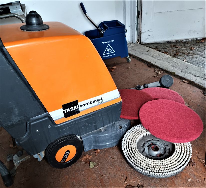 Taski Combimat 600 Bodenputzmaschine für Ersatzteile (Gebraucht) in ...