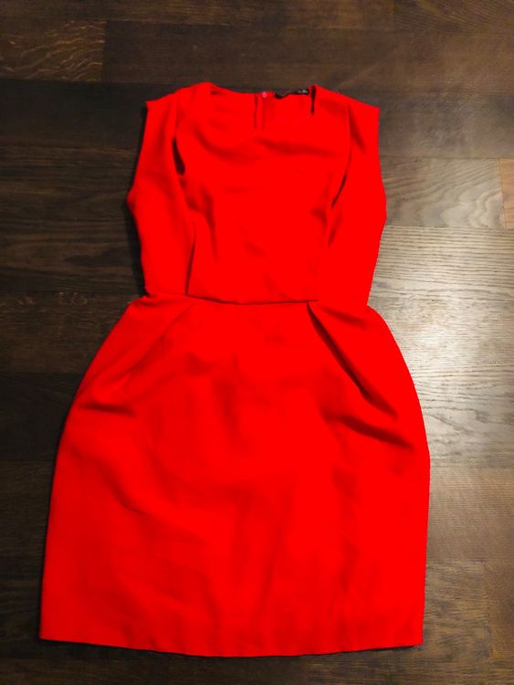 Rotes Kleid M (Gebraucht) in Schlieren für CHF 1 – mit Lieferung auf ...