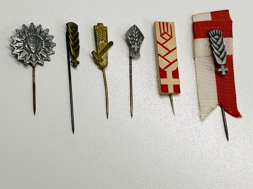 Lot uralte Abzeichen Anstecker Schweiz Ähren Ähre Aehre RAR (Gebraucht) in Müswangen für CHF 10 ...