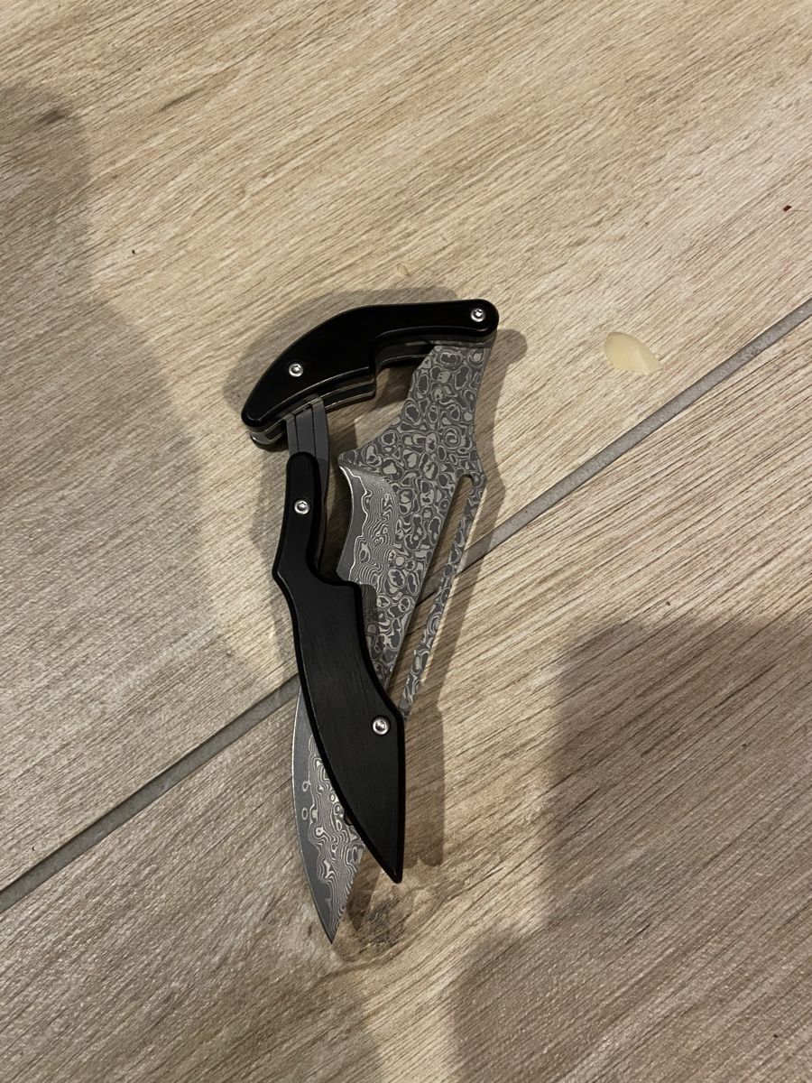 Couteau pliant tactique, lame damassée - État neuf 👍 🔪 49 (Neuf avec ...