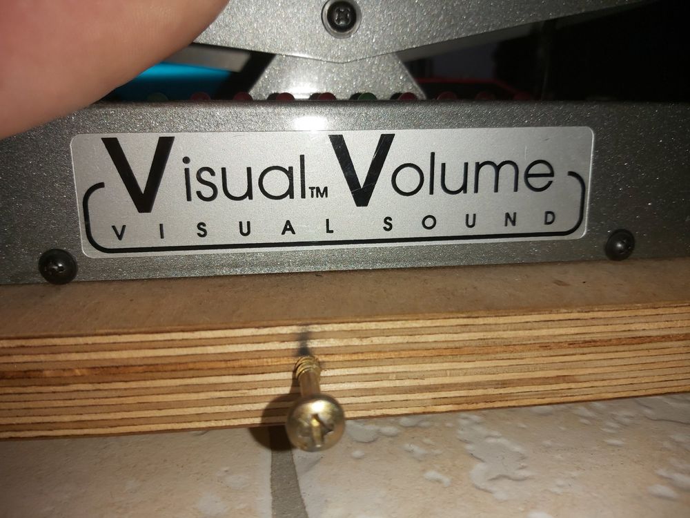 Volume Pedal mit Led (Gebraucht) in Stalden (Sarnen) für CHF 32 – mit ...