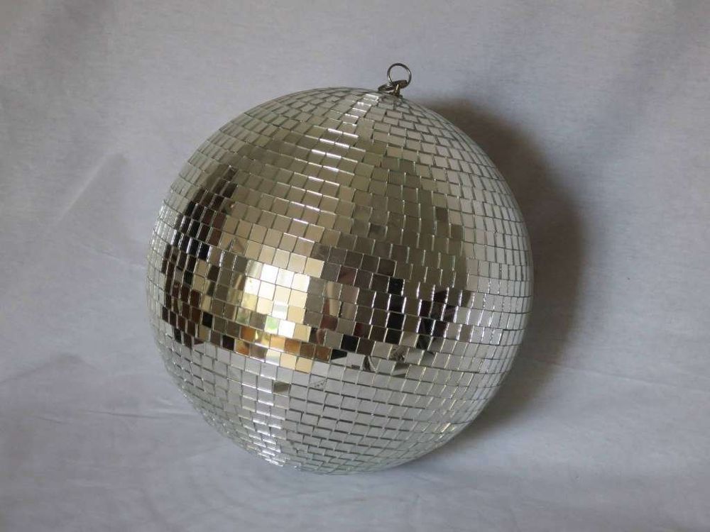 Diskokugel mit Drehmotor und Aufhängung (Gebraucht) in Zürich für CHF ...