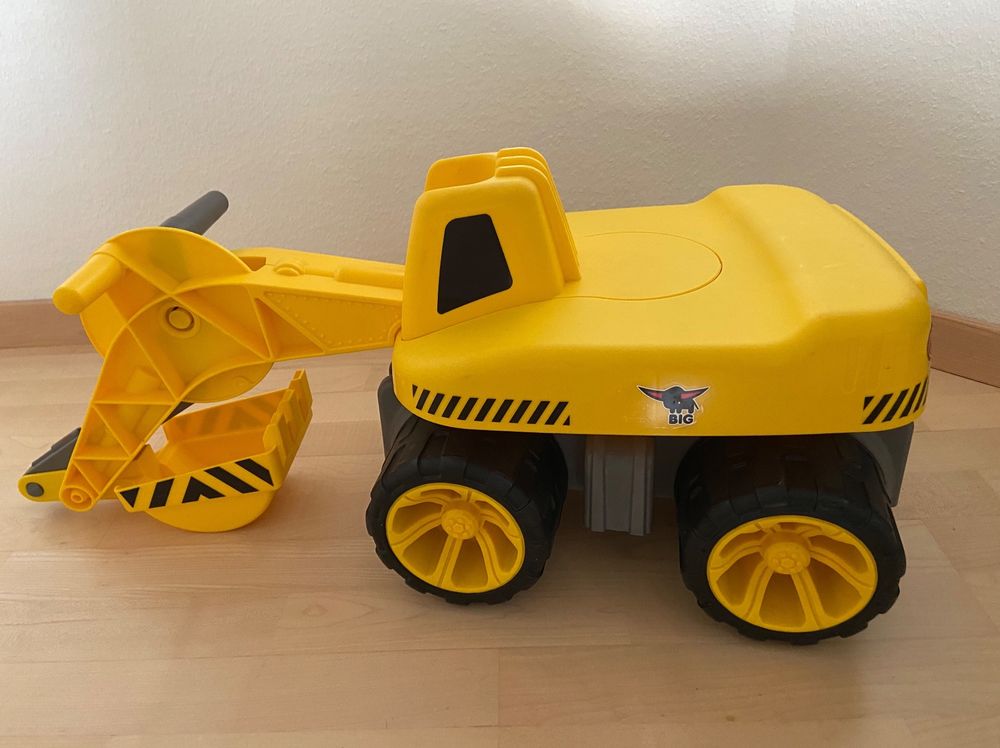 BIG Bagger (Gebraucht) in Unterägeri für CHF 20 – nur Abholung auf ...
