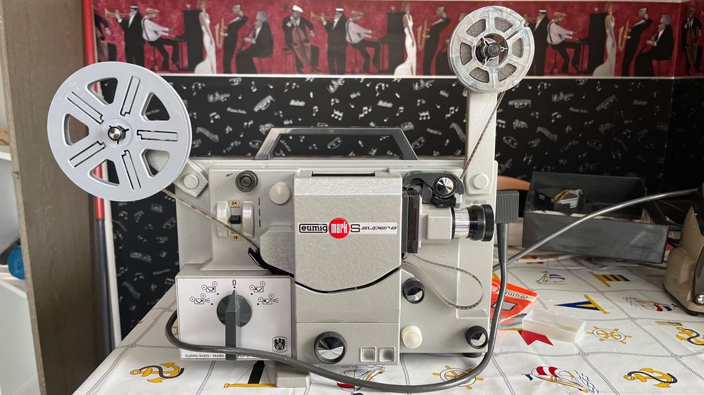 Super 8 Projektor Eumig | Kaufen auf Ricardo