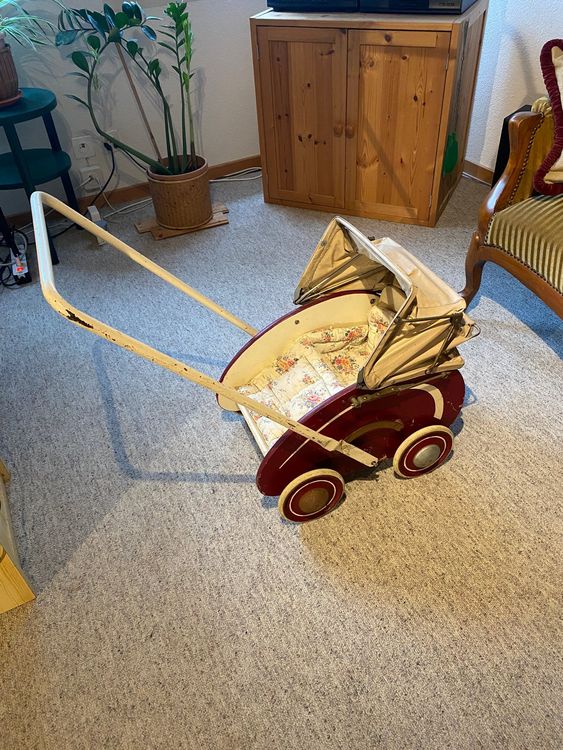 Antiker Puppenwagen (Gebraucht) in Balm b. Günsberg für CHF 10 – nur Abholung auf Ricardo kaufen