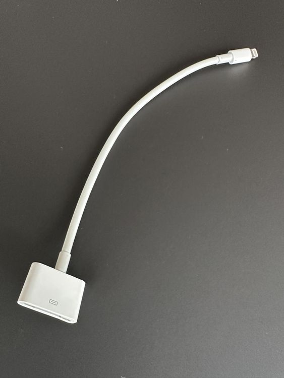 Apple Original 30pin zu 8 pin Adapter Lightning (Gebraucht) in Zürich ...