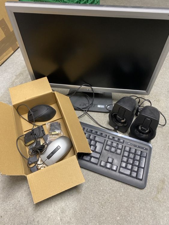 PC zubehör, Monitor, Lautsprecher, Maus, Tastatur etc. | Kaufen auf Ricardo
