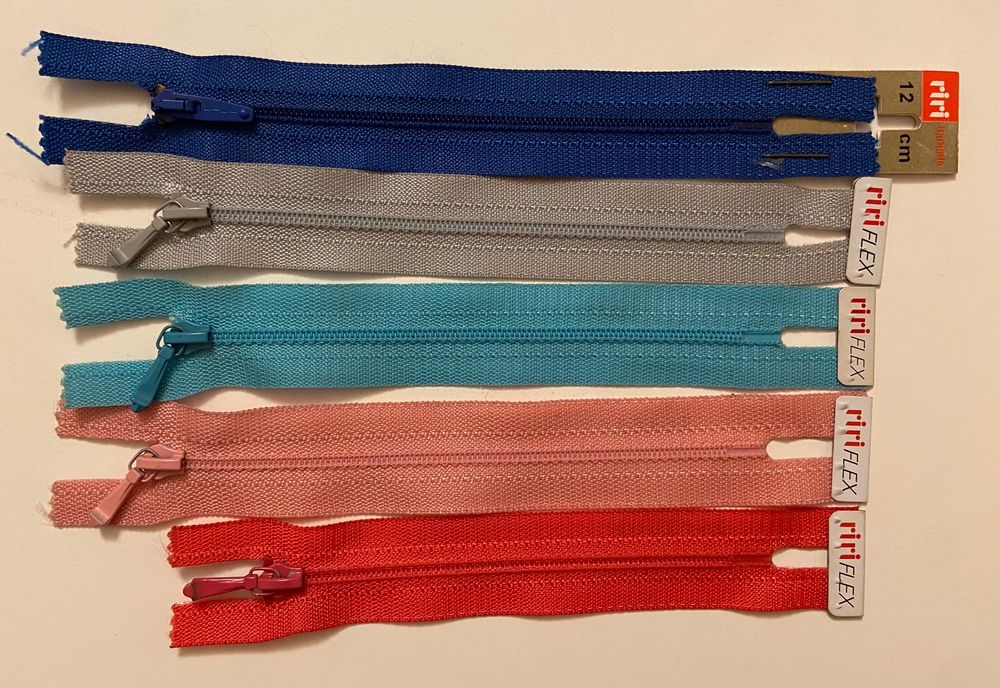 5 Stk. RIRI Reissverschlüsse 10 und 12cm / NEU nie benutzt (Neu und ...