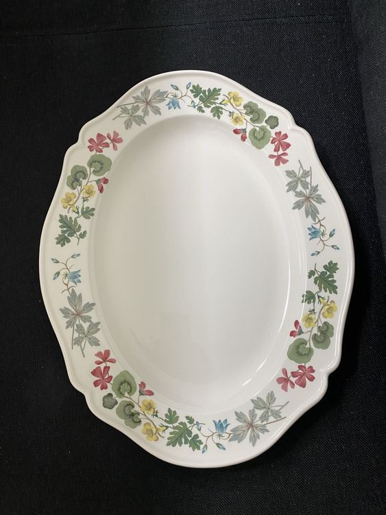 Wedgwood Serviceplatte 🌸 (Gebraucht) in Opfikon für CHF 15 – mit ...