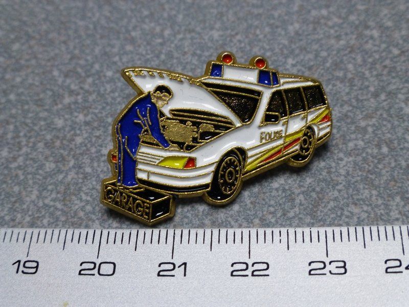PIN PINS POLIZEI POLICE ABZEICHEN Polizeiwagen (Gebraucht) in Gränichen ...