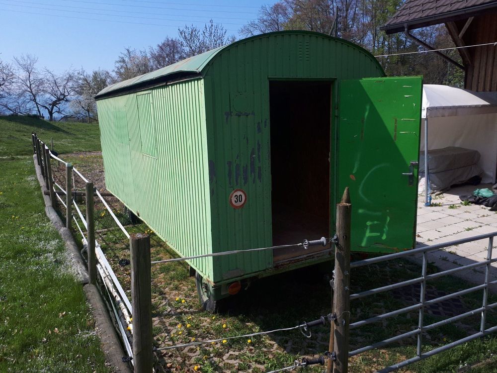 Bauwagen / Partywagen (Gebraucht) in Hinwil für CHF 3200 – nur Abholung ...