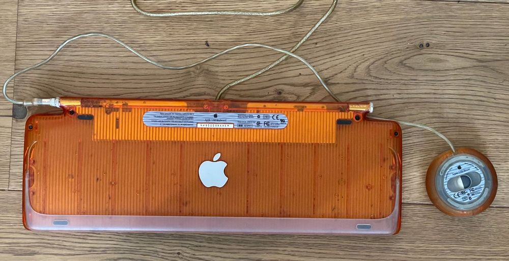 Apple iMac G3 Orange Keyboard & Mouse [Retro] (Gebraucht) in für CHF 29 ...